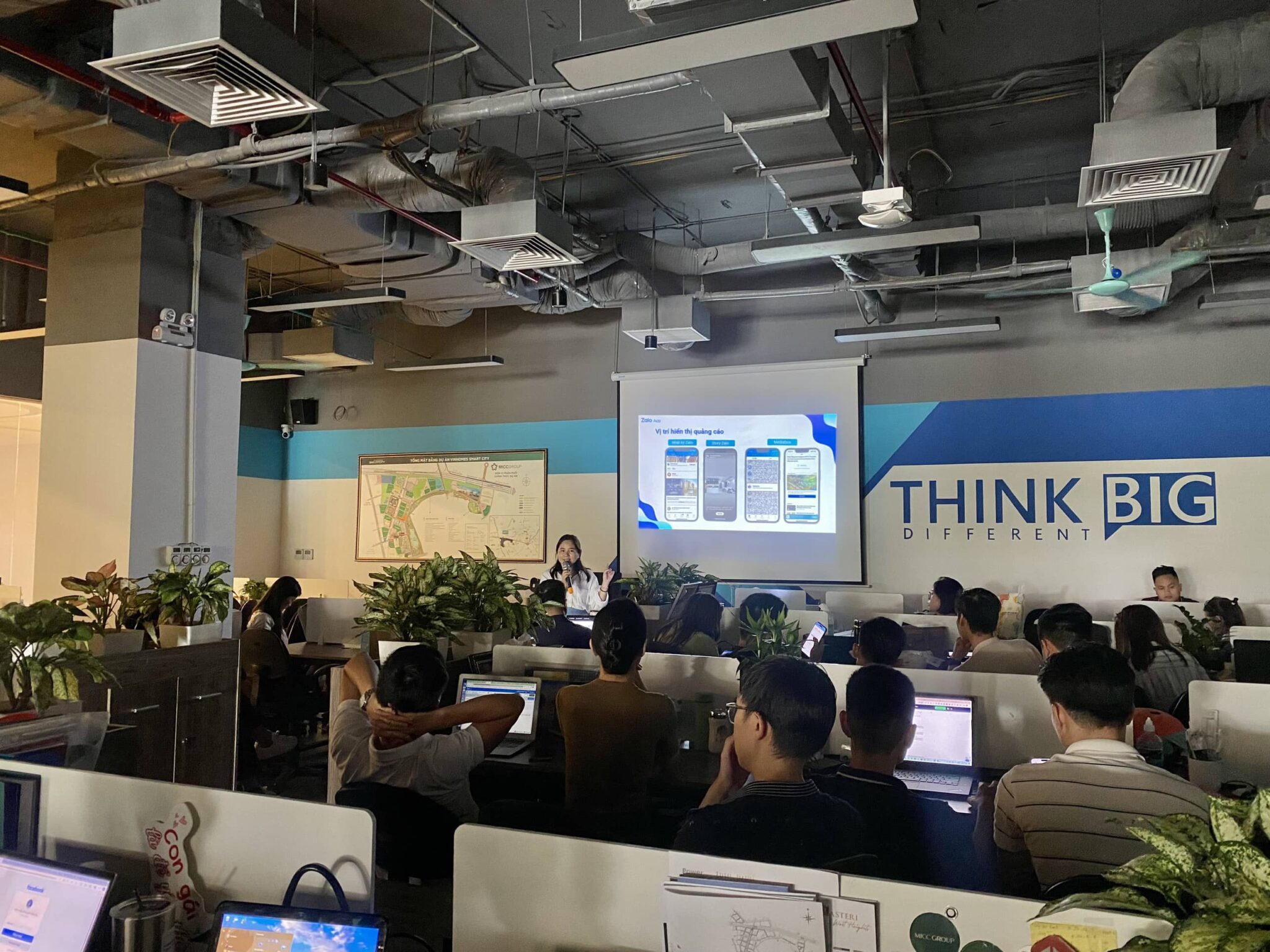 MICC-ERS Rực Cháy với 2 Buổi Đào Tạo Zalo Ads: Bí Kíp Khai Thác Data ...